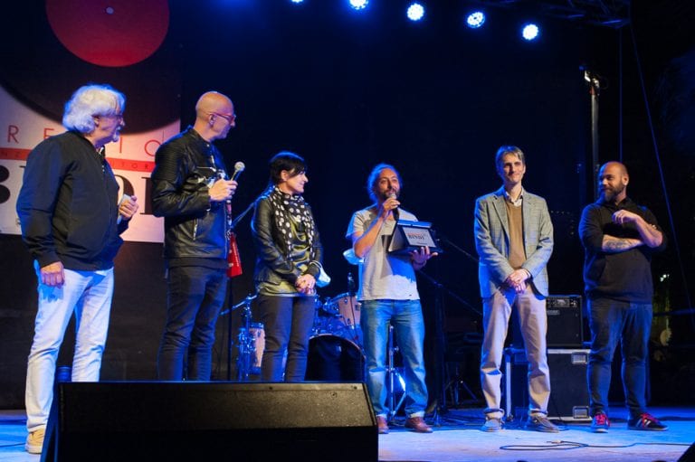 Premio Bindi 2020, il trionfo di Luca Guidi: tutti i premi e la ...
