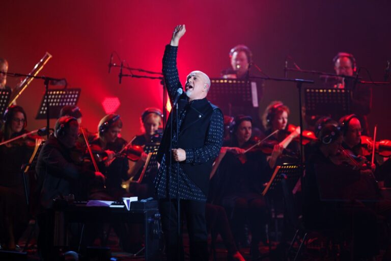 Peter Gabriel, da oggi su Blu-ray il docufilm "Taking The Pulse"